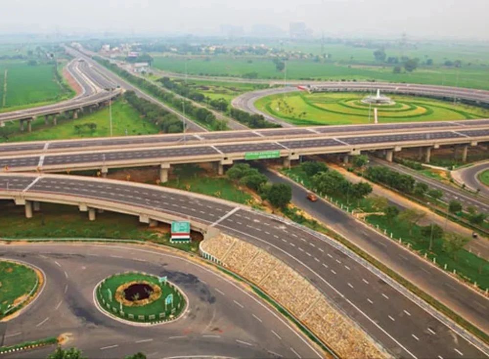 Expressway Construction Service ₹ 500 » TDSMSDS